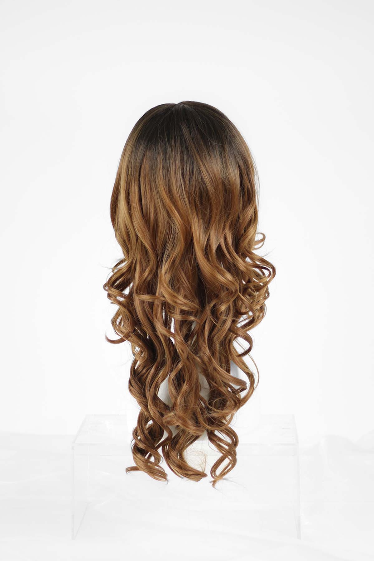 Hair Topic | Mega Lace Front 122 Synthetic Wig - essence beauty